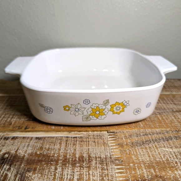 Corningware | Kitchen | Corning Ware Quart Casserole Dish Yellow ...